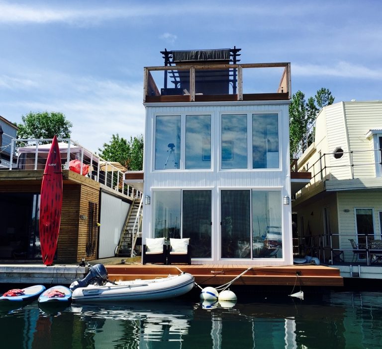 Toronto Float Homes