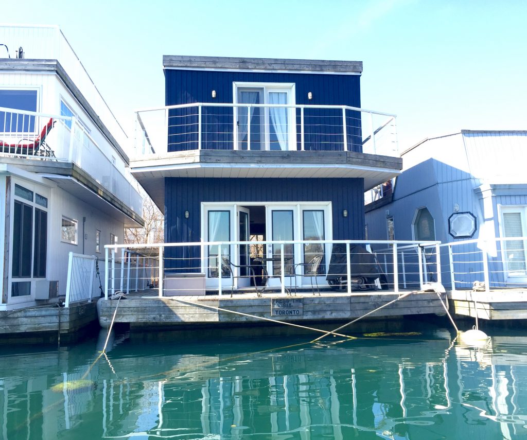For Sale – Toronto Float Homes